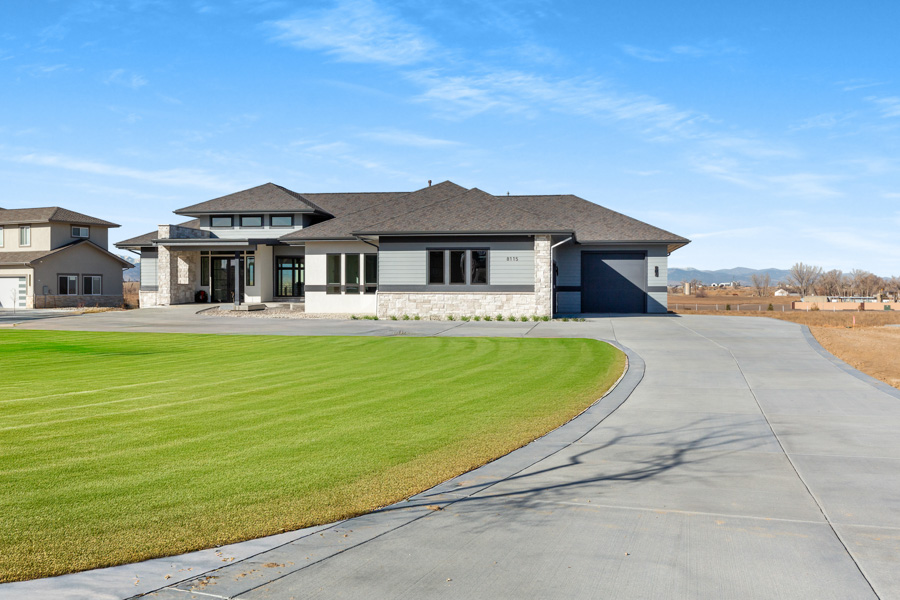 Dreamers Ridge Modern Ranch - Easton Homes